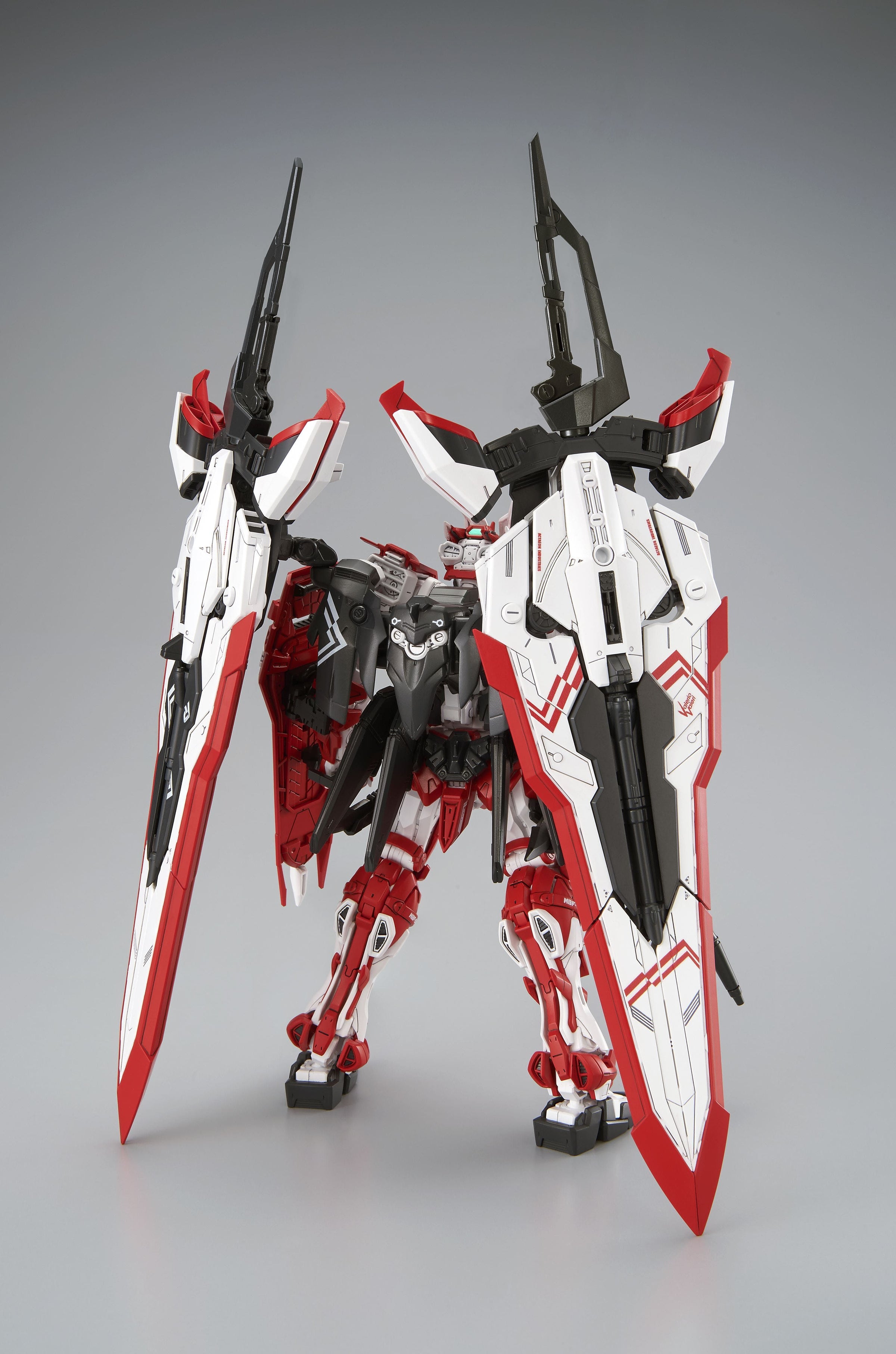BANDAI HOBBY MG 1/100 MBF-02VV GUNDAM ASTRAY TURN RED(4573102635303)|P-Rex Hobby
